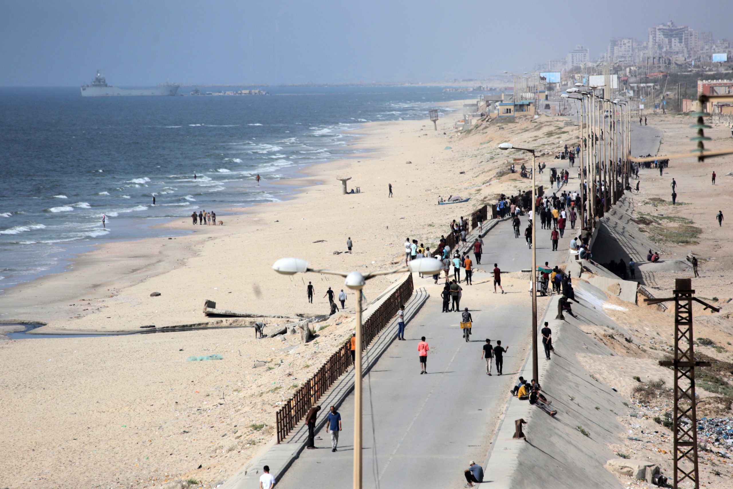 Gaza resistance sources say fear is rising U.S. pier will be used for ...